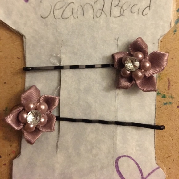 Accessories | Bobbie Pin Black | Poshmark